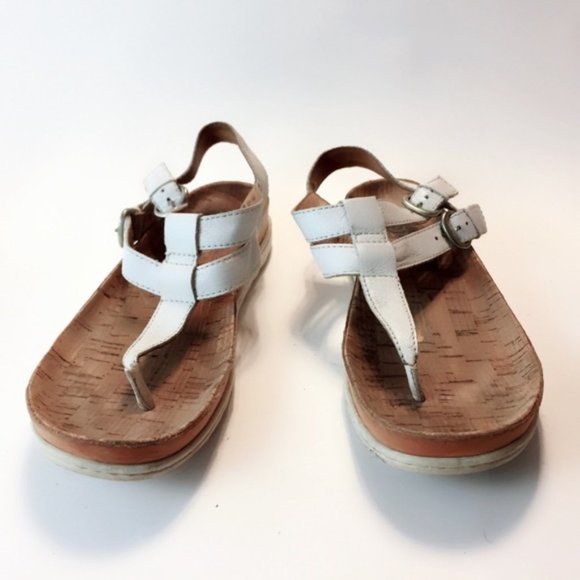 Born | Shoes | Copy Born White Leather Thong Sandals | Poshmark